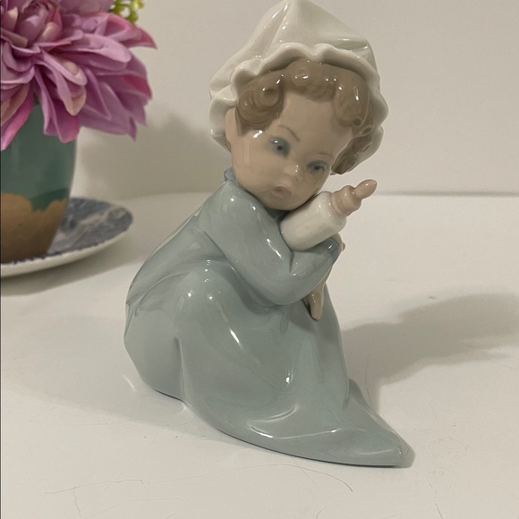 Lladro | Art | Lladro Charming Baby Porcelain Figurine Holding A Bottle ...